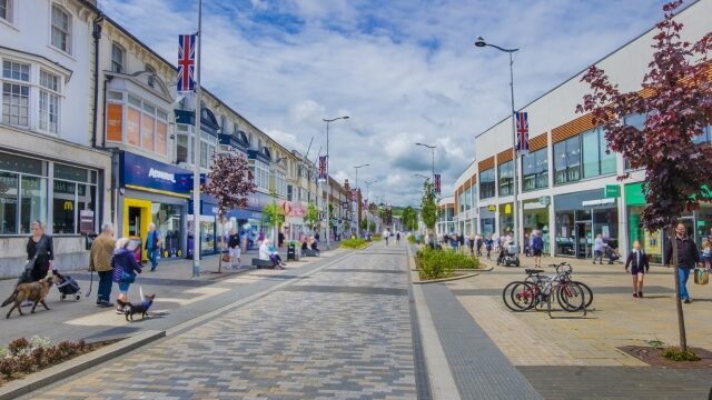 LightGBMでモデル構築：特徴量の重要度を可視化する | happy analysis